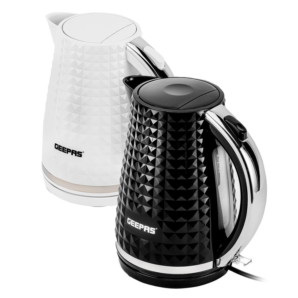 2200W Cordless Electric Jug Kettle with 1.7L Capacity | Geepas UK